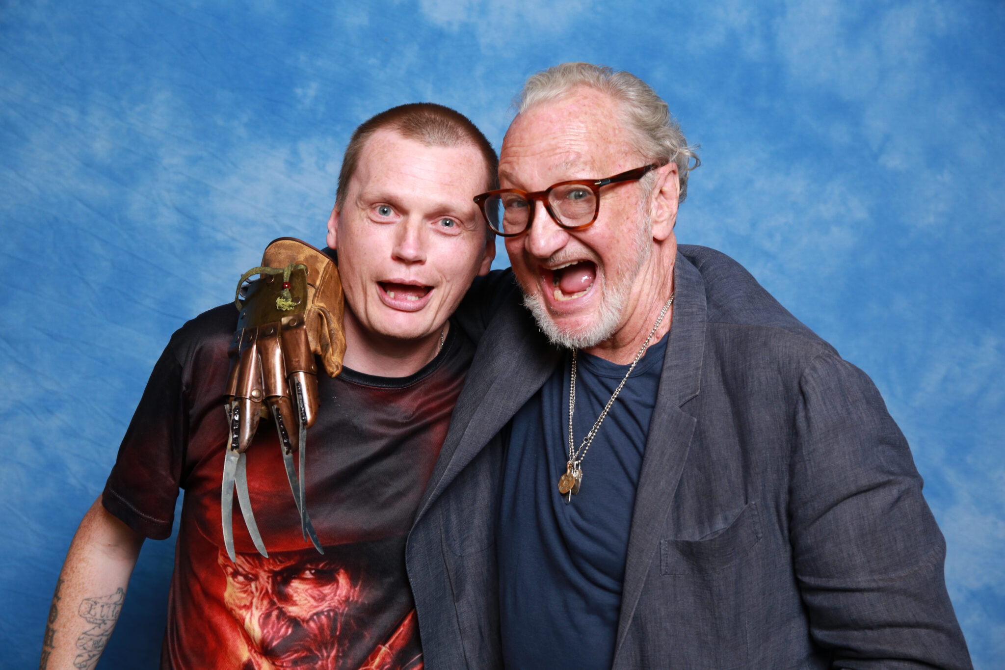 Robert after I gave him my painting. - Robert Englund